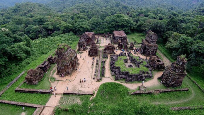 The Forgotten Kingdom in Vietnam - Champa and The Chams - Da Nang Leisure
