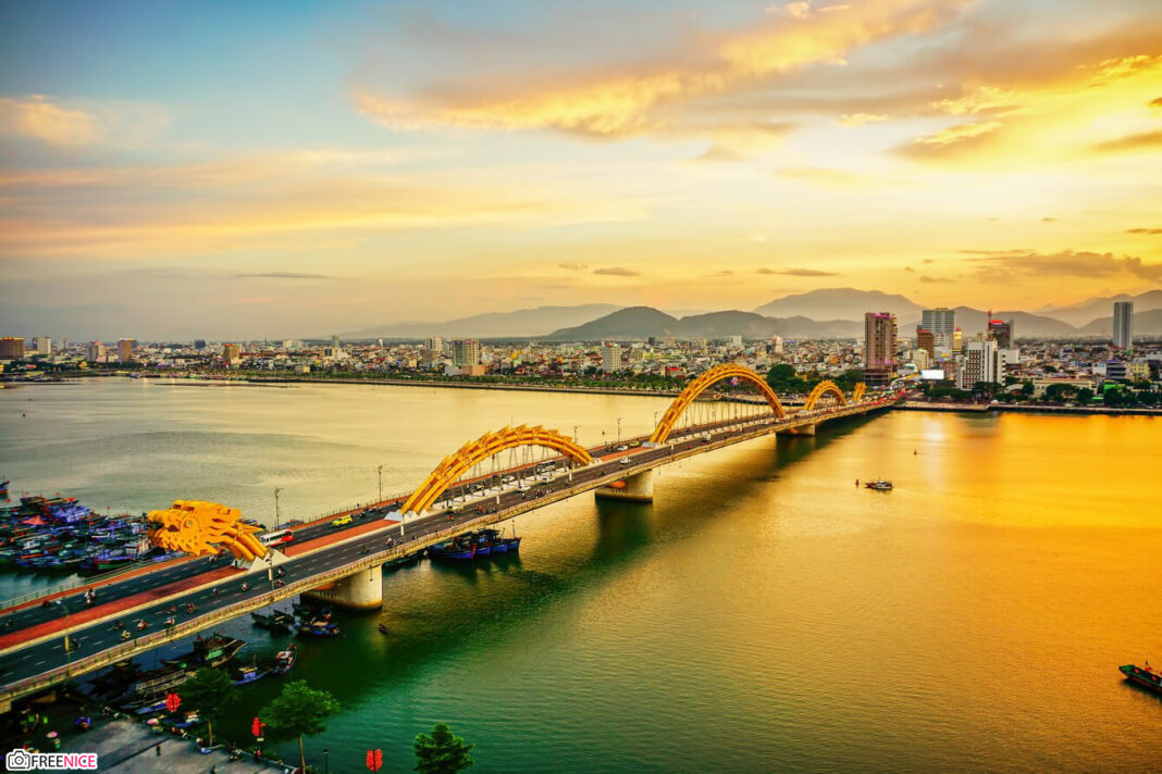 Iconic Da Nang Architecture - Dragon Bridge - Da Nang Leisure