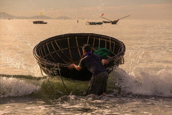 The Story of the Thúng Chai: Vietnam’s Ingenious Round Boat - Da Nang ...
